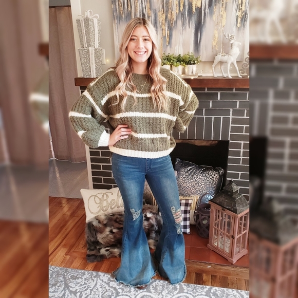 Turquoise Haven | Jeans | Turquoise Haven Distressed Bell Bottom Jeans ...